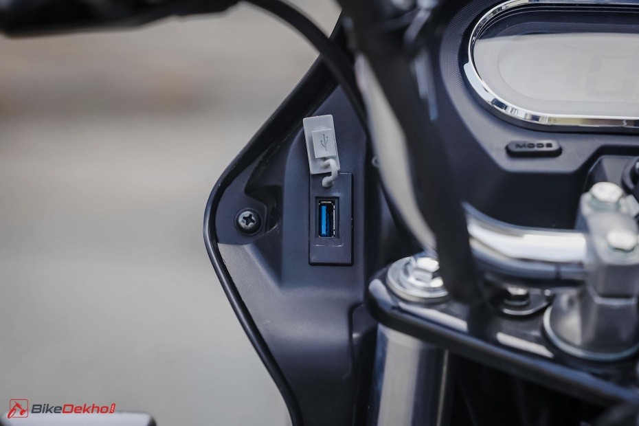 Hero Splendor Plus Xtec Review Photo Gallery | BikeDekho