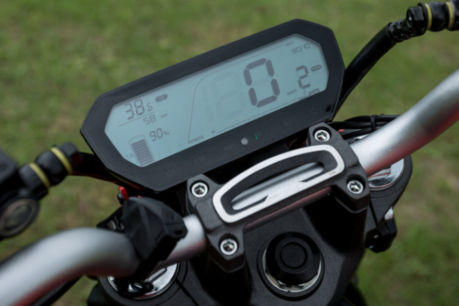 EXCLUSIVE: Updated Revolt RV400: Image Gallery | BikeDekho