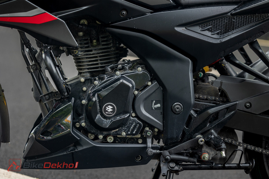 Bajaj Pulsar N160 First Ride Review: Likes And Dislikes | BikeDekho