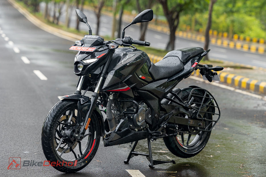 Bajaj Pulsar N160 First Ride Review: Likes And Dislikes | BikeDekho
