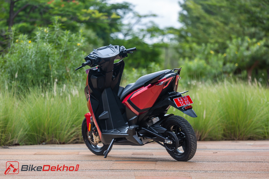 Simple One Electric Scooter Review In Images | BikeDekho
