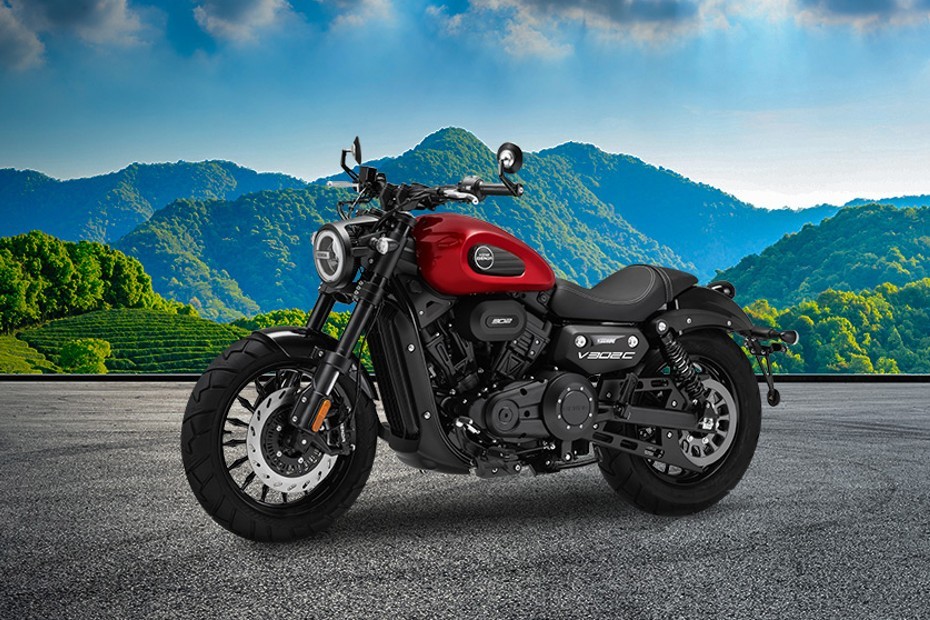 Keeway V302C Reaches Dealerships, Detailed in 7 Images | BikeDekho