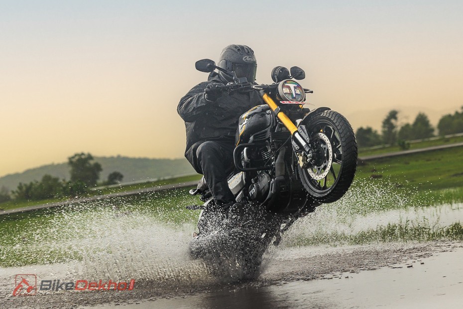 TVS Ronin vs Royal Enfield Hunter 350 Real-world Performance Numbers ...