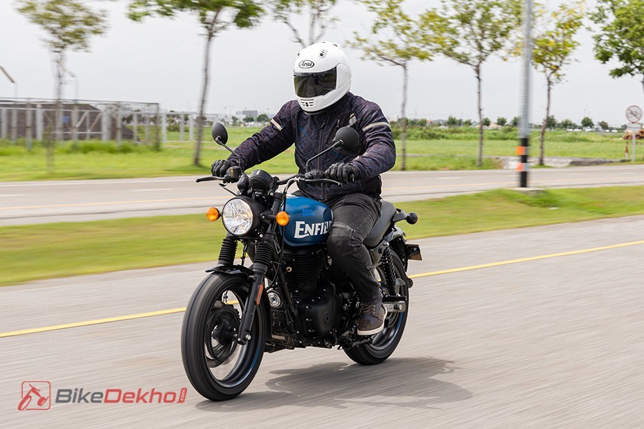 TVS Ronin vs Royal Enfield Hunter 350 Real-world Performance Numbers ...