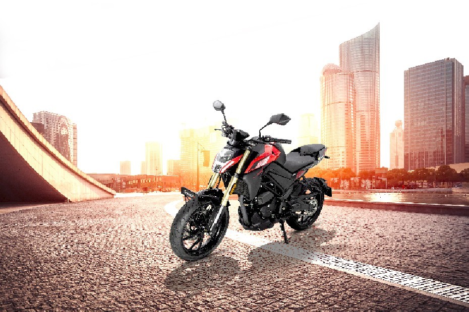 BREAKING: The Keeway K300 N and K300 R Have Been Launched! | BikeDekho