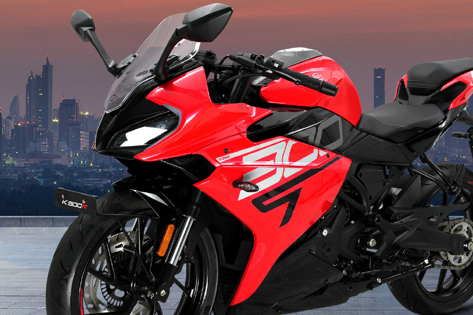 Keeway K300 R vs TVS Apache RR 310: Image Comparison | BikeDekho