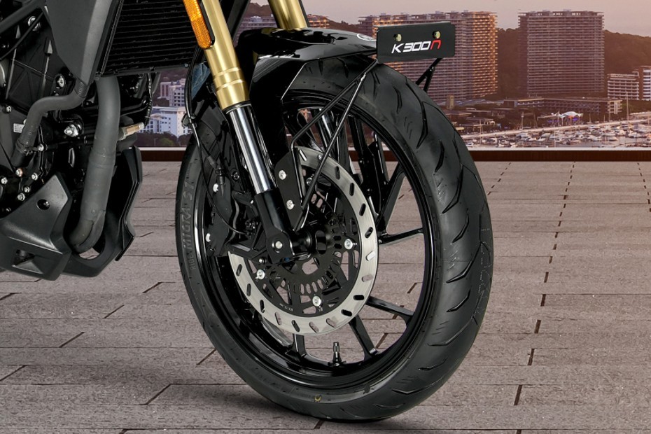 Keeway K300 N: Top 5 Facts You Should Know About The 300cc Naked Bike ...