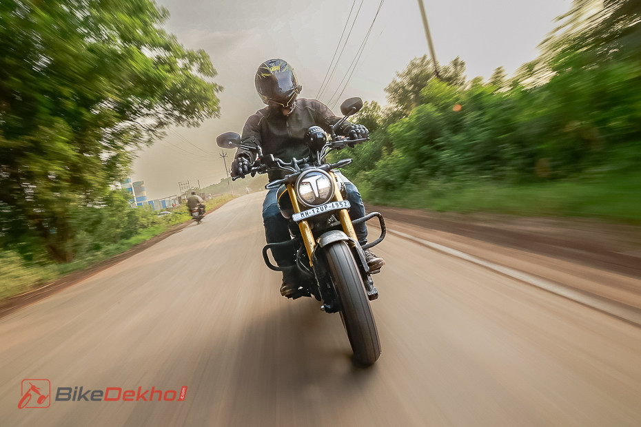 TVS Ronin vs Apache RTR 200 4V: Real World Performance, Mileage ...