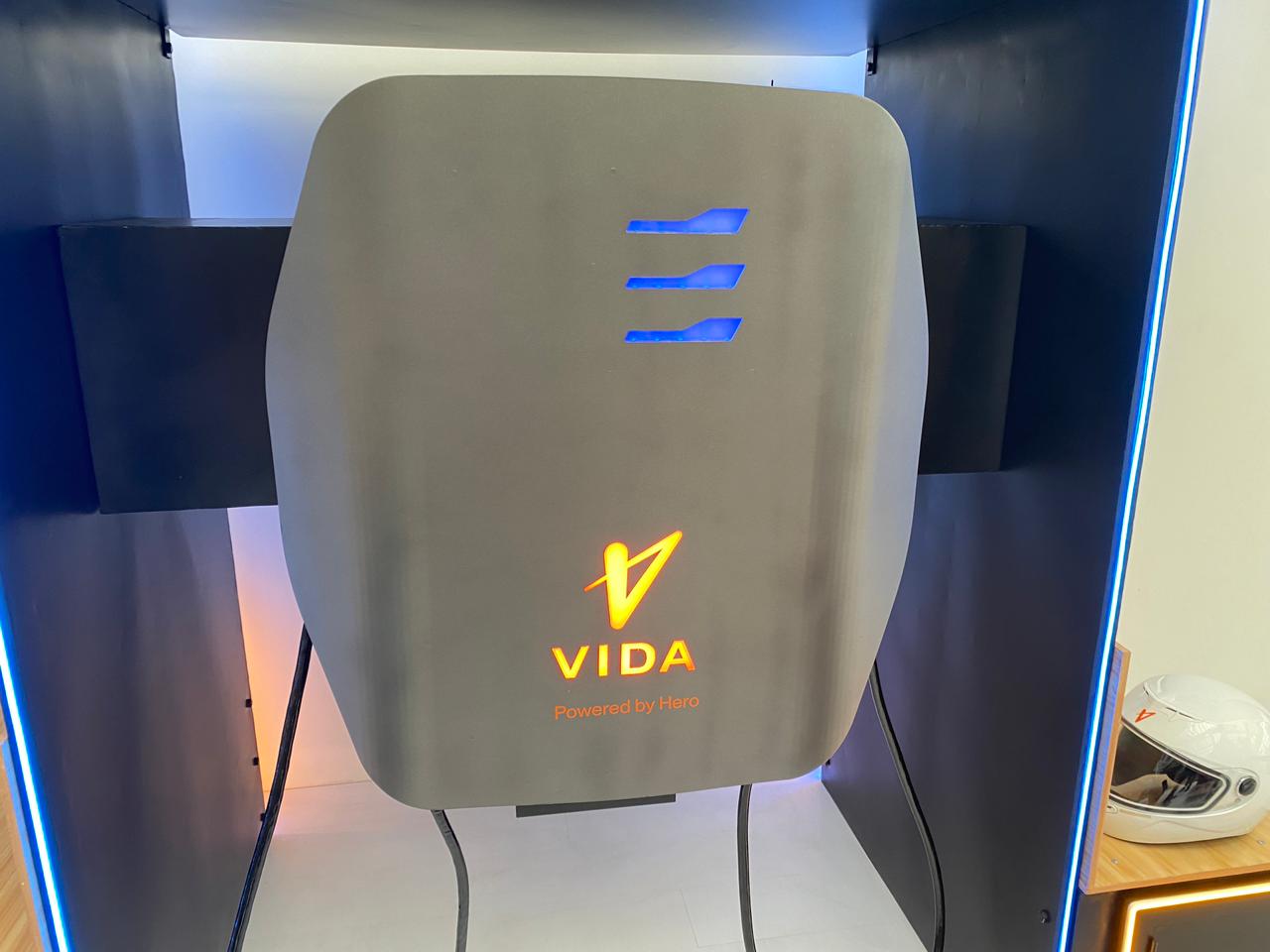 Vida V1 Becomes The First E-scooter To Adopt Ather 450X Charging Port ...