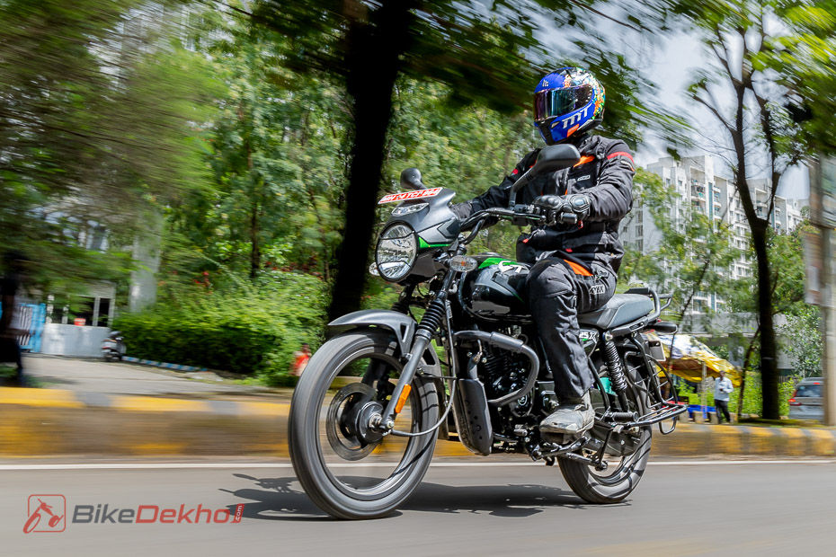 Bajaj CT 125X: Real World Mileage And Performance Explained | BikeDekho