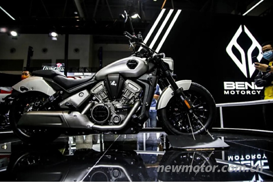 Benda BD500 Black Flag Cruiser Bike Showcased With A V4 Heart | BikeDekho