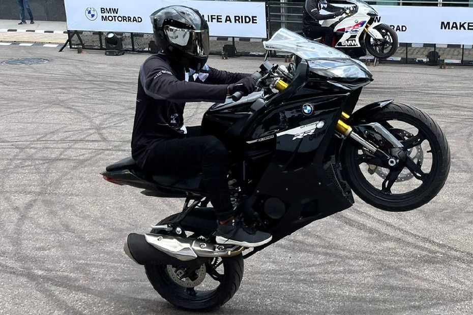 Sports Bikes Launched In India In 2022: KTM RC 390, Kawasaki Ninja 400 ...