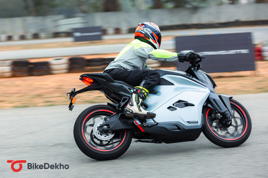 Ultraviolette F77 Review: 5 Likes & 3 Dislikes | BikeDekho