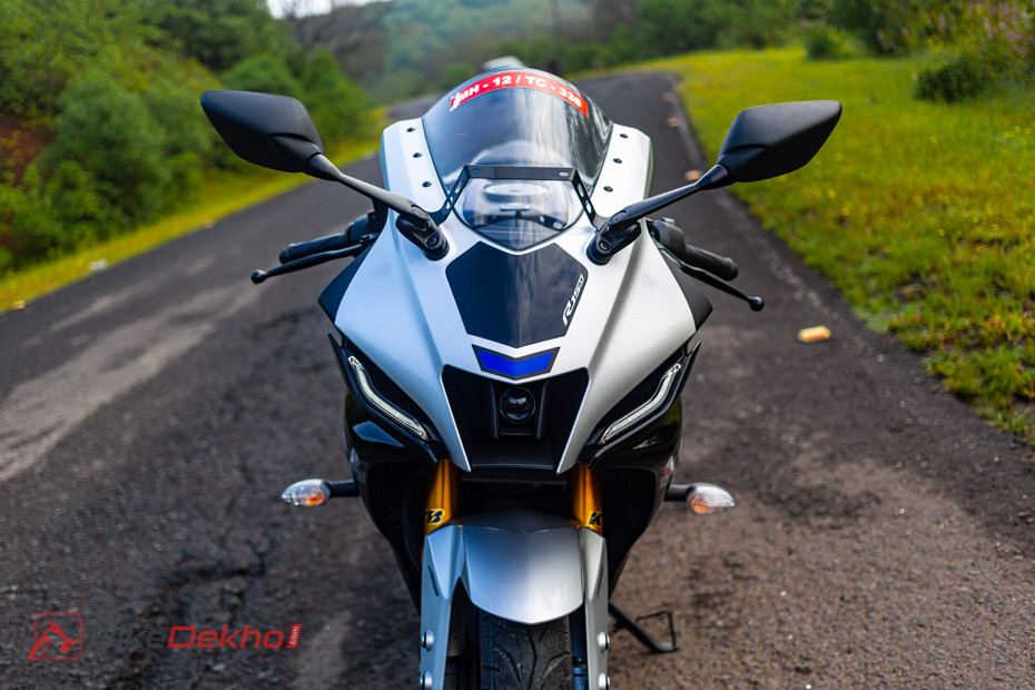 Yamaha R15M: New Vs Old, Differences Explained Through 5 Pics | BikeDekho