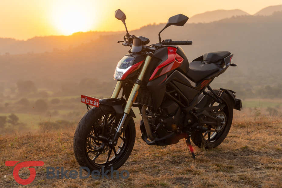 Breaking - Keeway Slashes Prices Of the K300N and K300R By Up To Rs ...