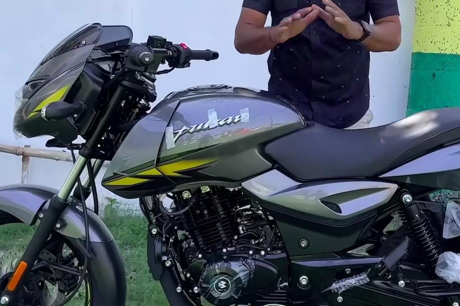 2023 Bajaj Pulsar 125 First Look: BS6.2 Update, Fuel Injection, Launch ...