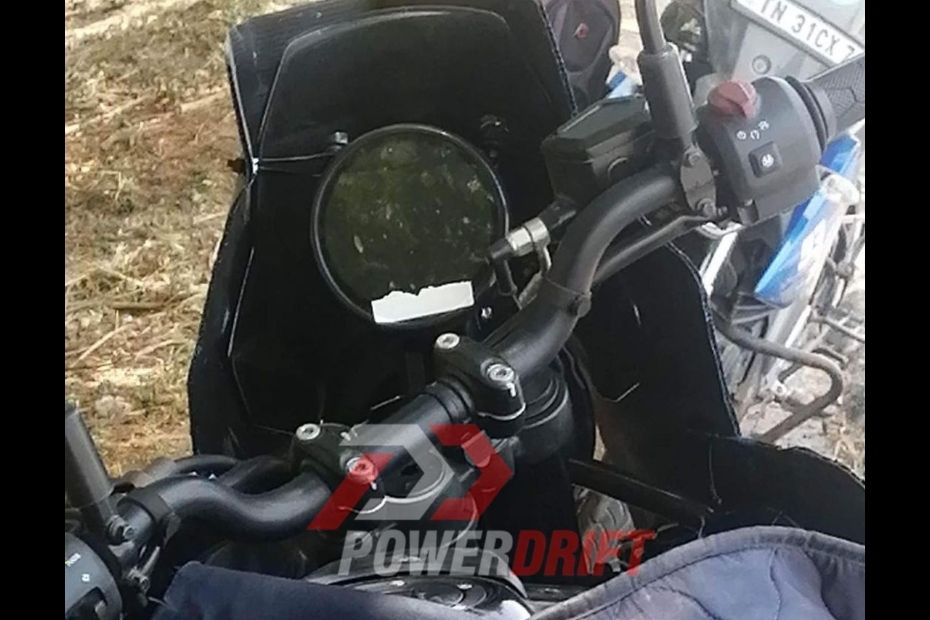 Royal Enfield Himalayan 450 Spied: Clearest Details | BikeDekho
