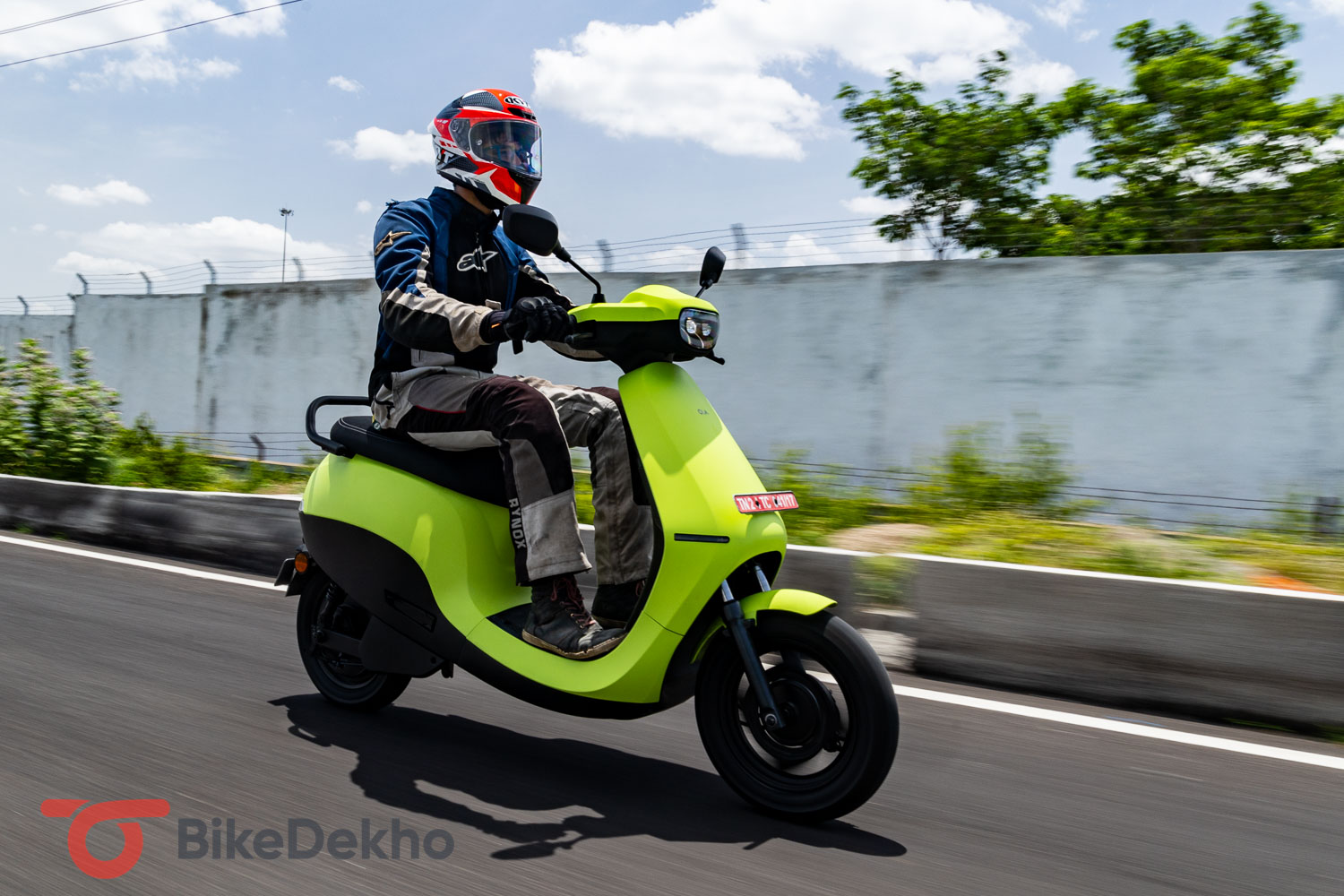 Ola S1 Air Electric Scooter First Ride Review | BikeDekho