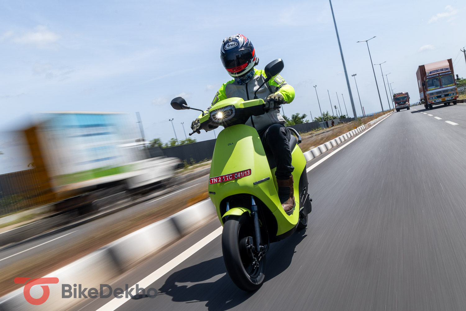 Ola S1 Air Electric Scooter First Ride Review | BikeDekho
