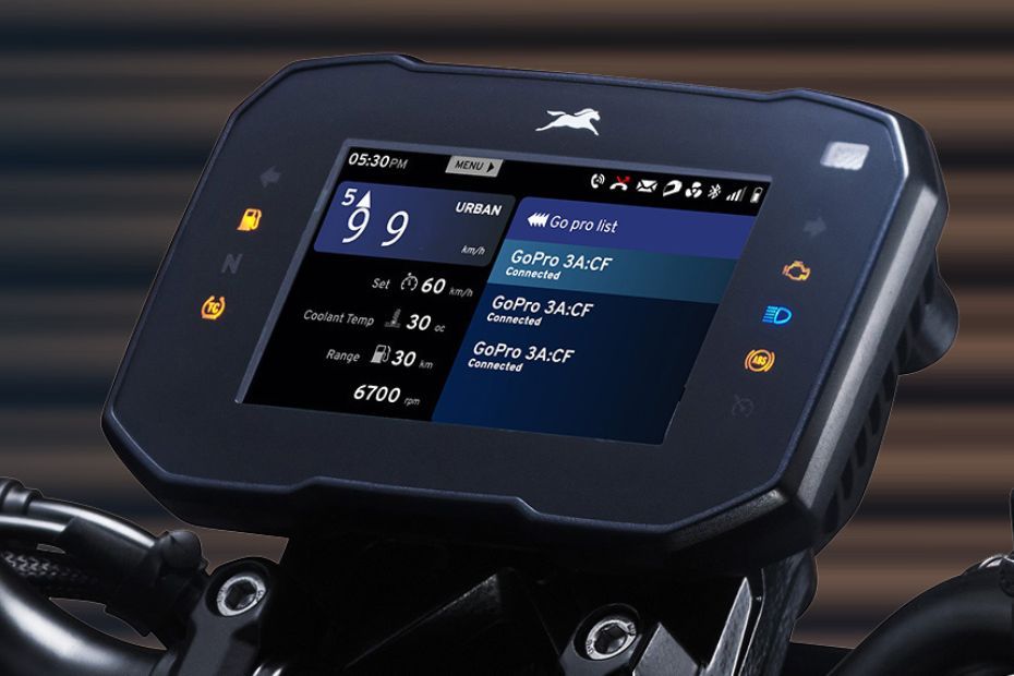 TVS Apache RTR 310 Features Explained: Smartphone Connectivity, Cooling ...