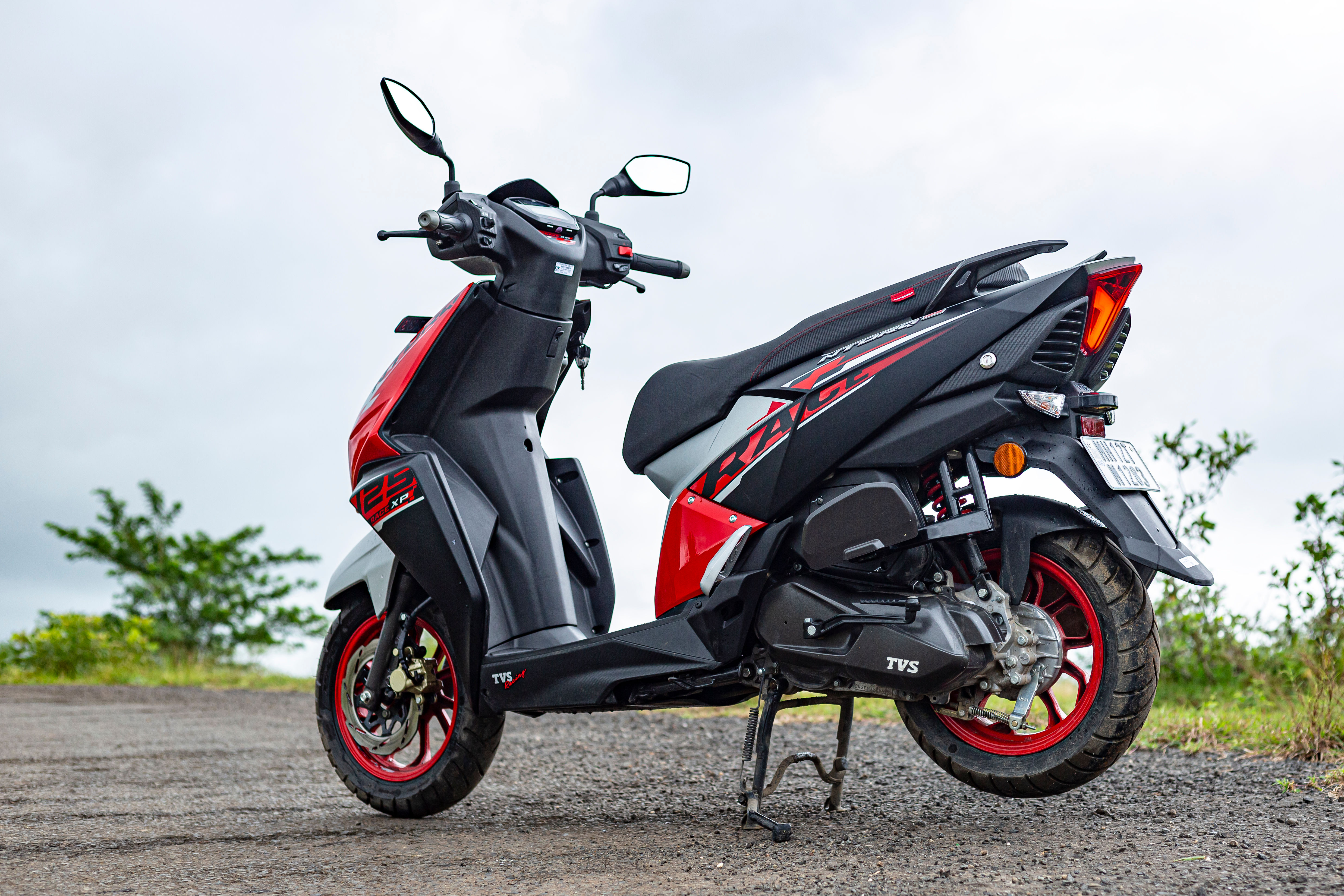 TVS NTORQ 125 Price- Images, Colours, Specs & Reviews