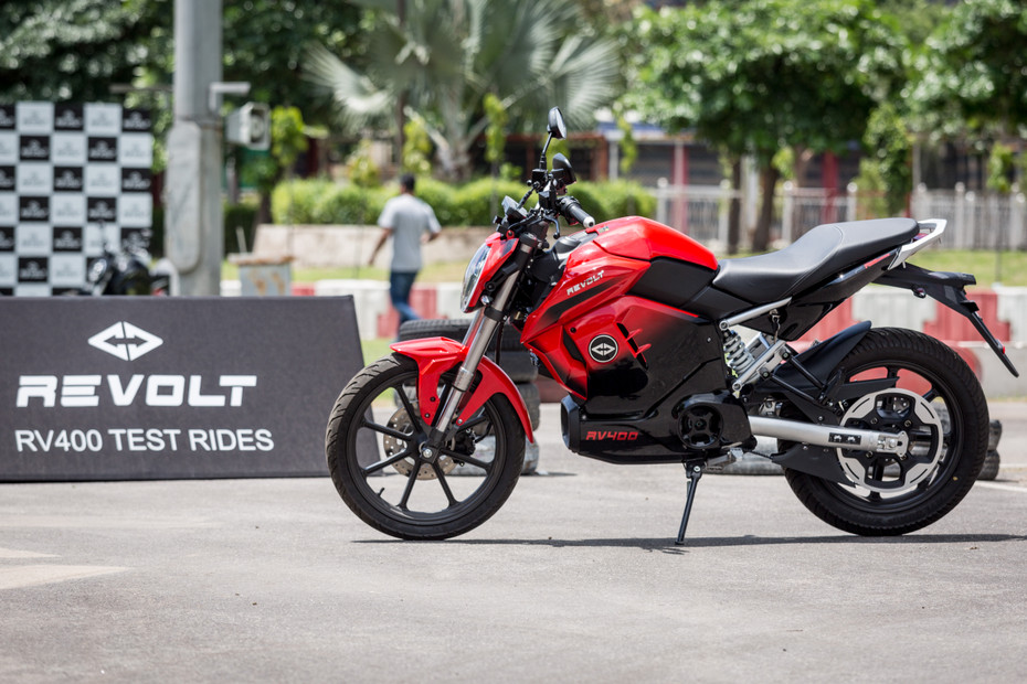 Revolt RV400 Price, Mileage, Range, Weight
