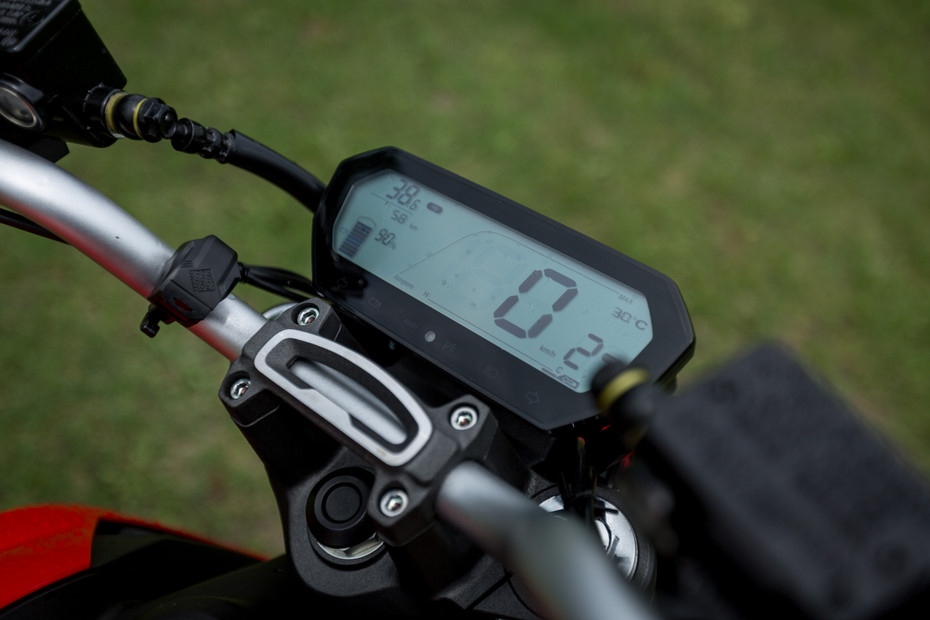 Revolt RV400 Price, Mileage, Range, Weight