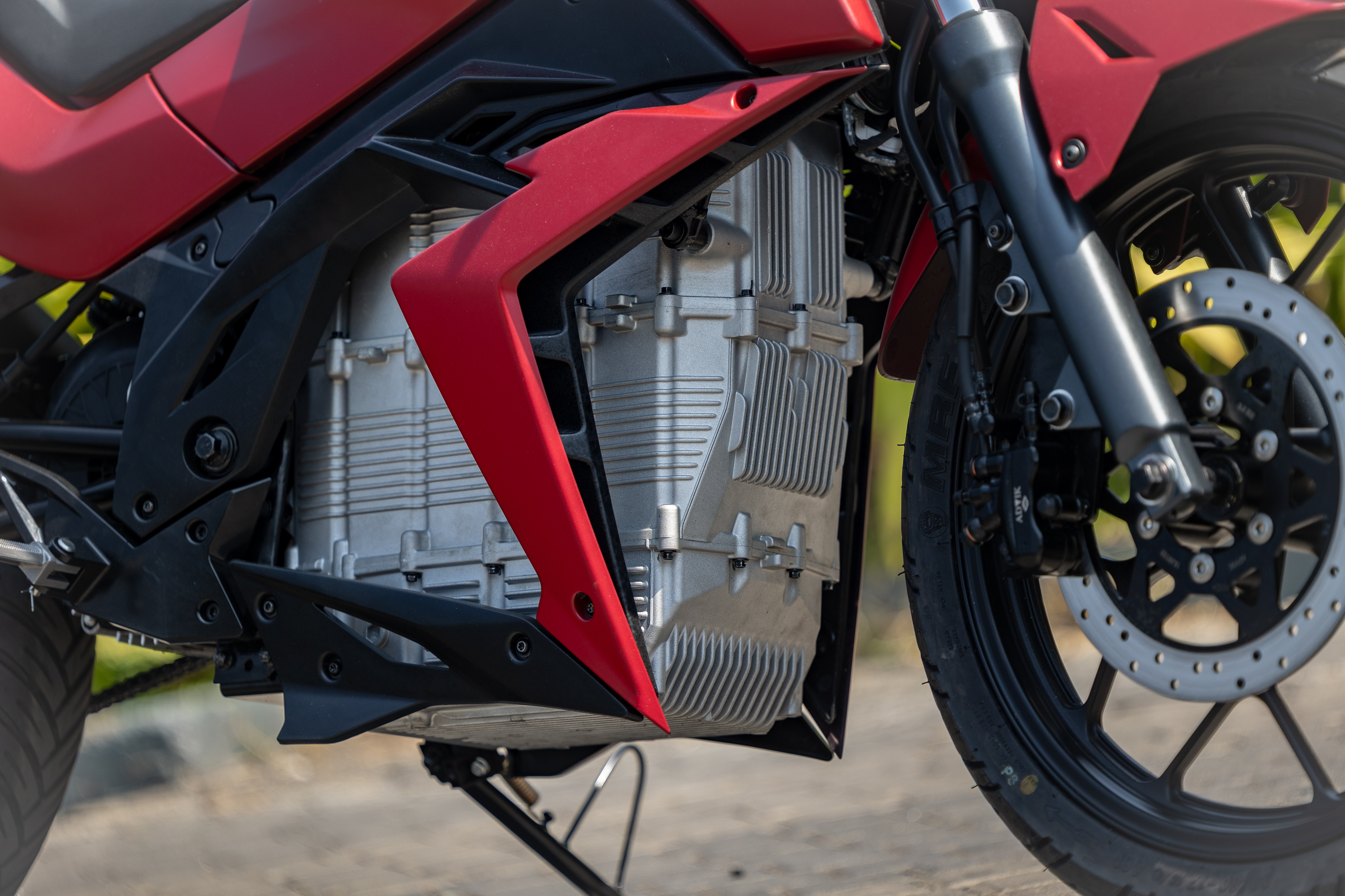 Tork Kratos R Price- Range, Charging Time, Speed, Images & Specs