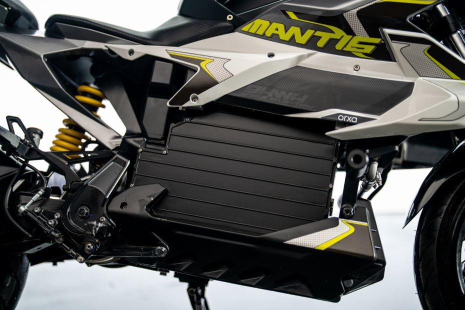 Orxa Mantis Electric Bike With 221km Range, 135kmph Top Speed Launched ...