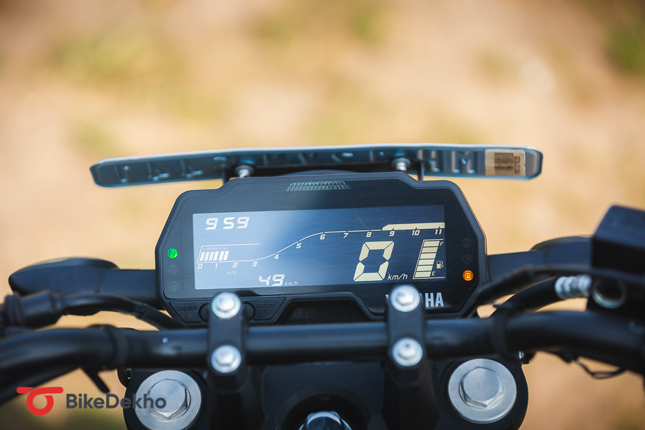 Yamaha fzs fi v4 Price - Images, Colours, Specs & Reviews