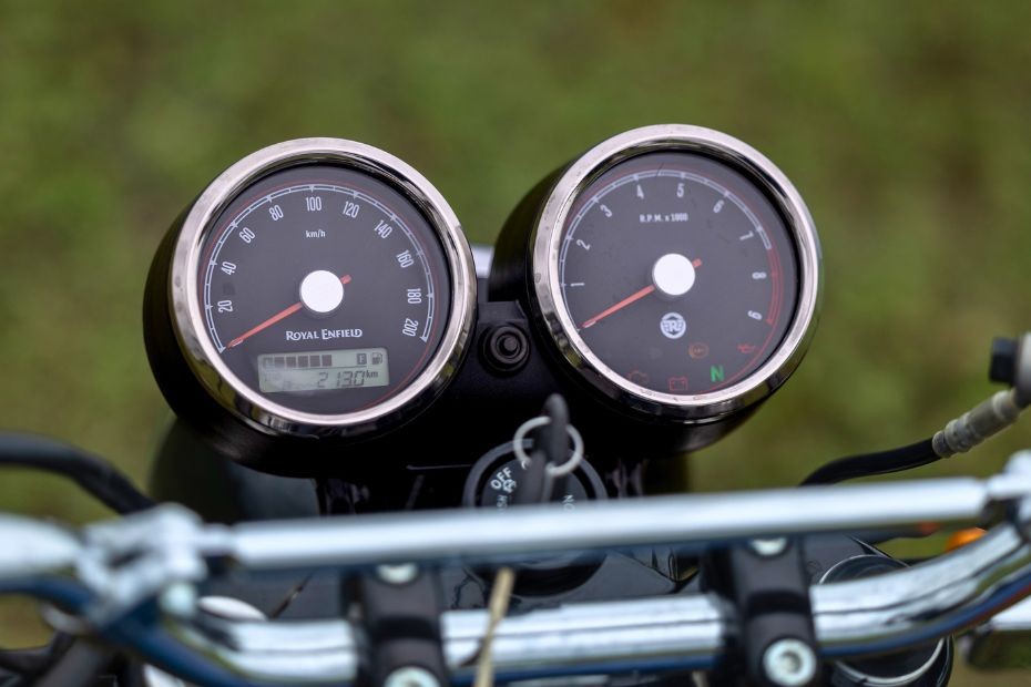 Royal Enfield Interceptor 650 Price - Images, Colours, Specs & Reviews