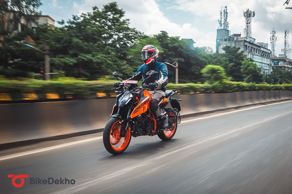 KTM Duke 390 Price - Images, Colours, Specs & Reviews