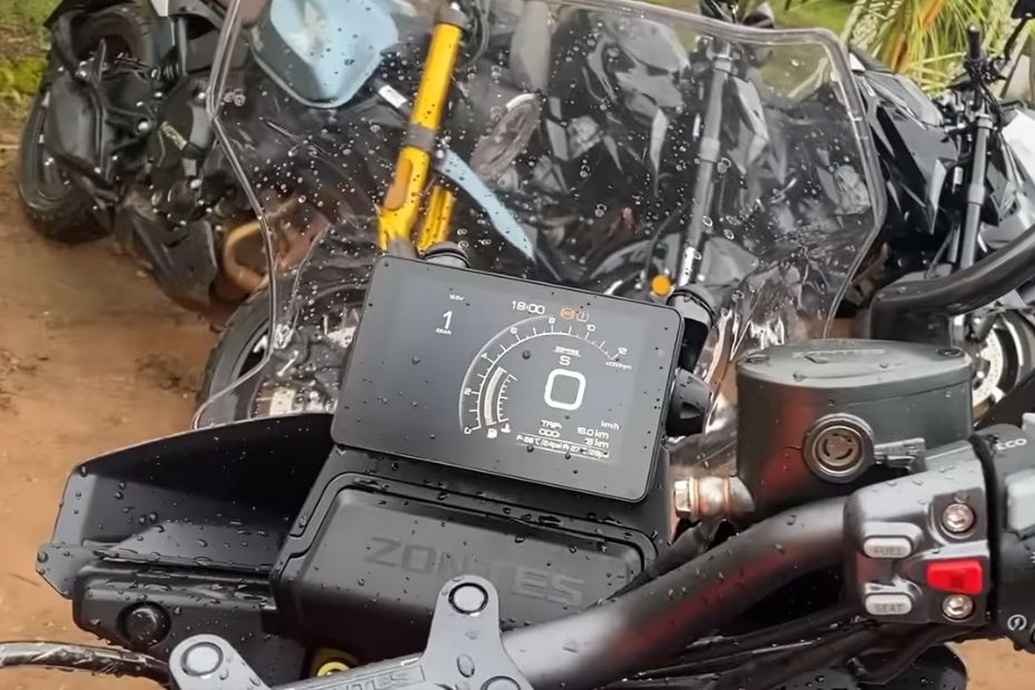 Zontes 350T Price - Images, Colours, Specs & Reviews