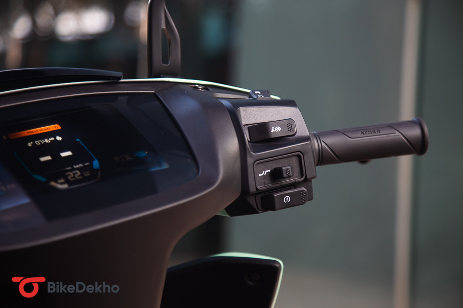 Ather 450S Price- Range, Charging Time, Speed, Images & Specs