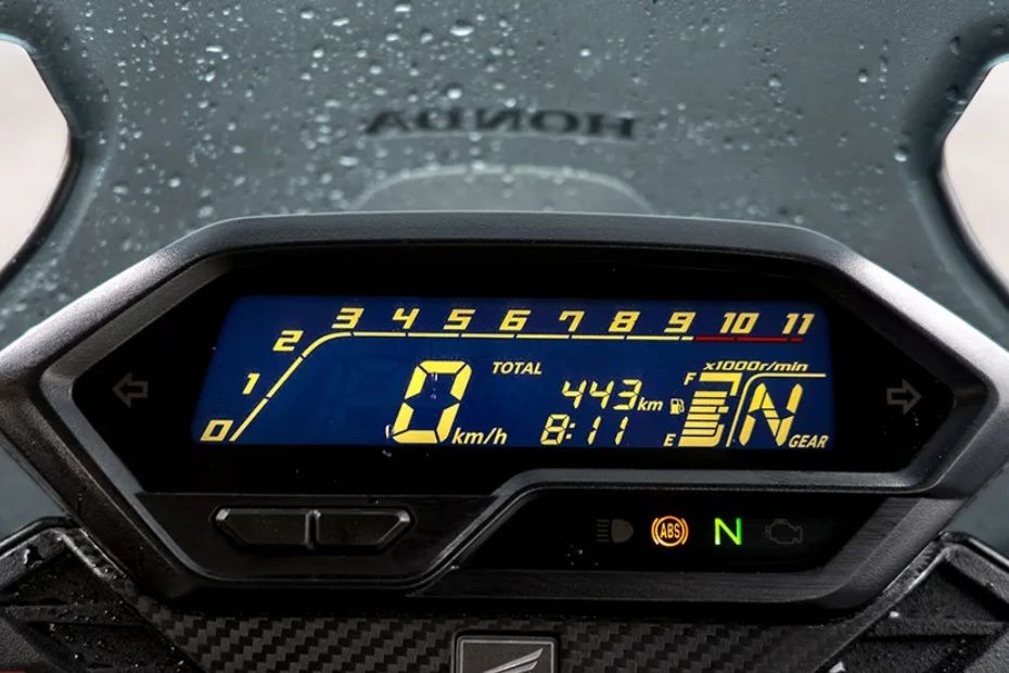 Honda CB200X Price, Mileage, Weight, Specifications