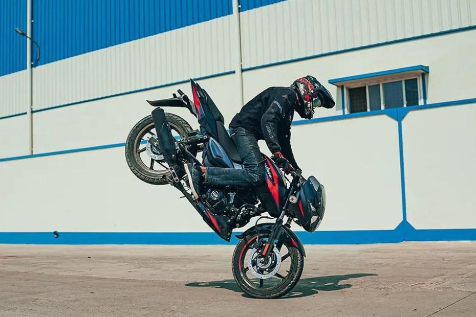 Bajaj Pulsar 150 Price- Images, Colours, Specs & Reviews