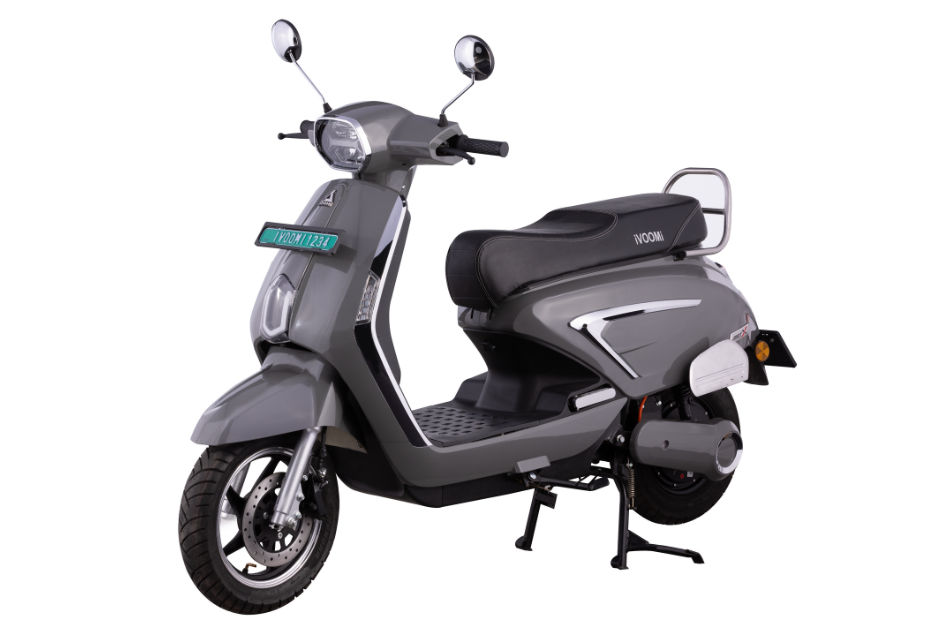iVoomi JeetX ZE Electric Scooter Launched At A Starting Price Of Rs ...