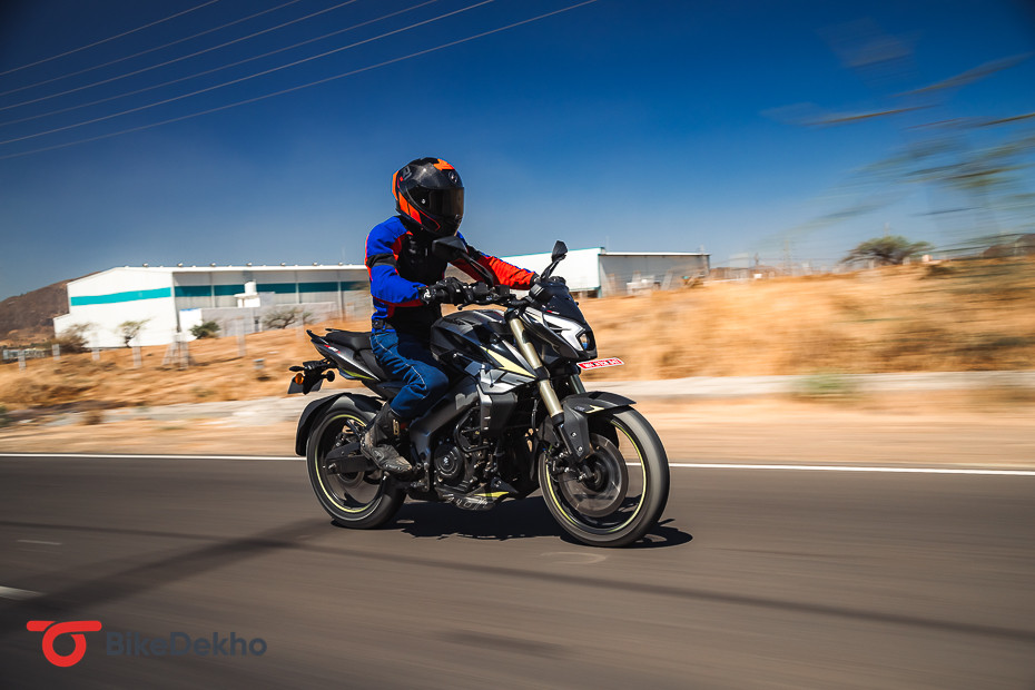 Bajaj Pulsar NS400Z Price - Images, Colours, Specs & Reviews