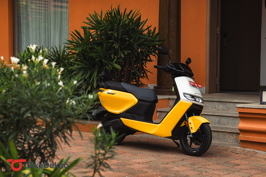 Ather Rizta Electric Scooter First Ride Review | BikeDekho