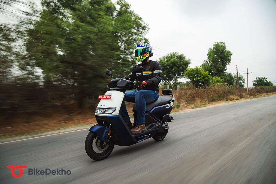 Ather Rizta Electric Scooter First Ride Review | BikeDekho