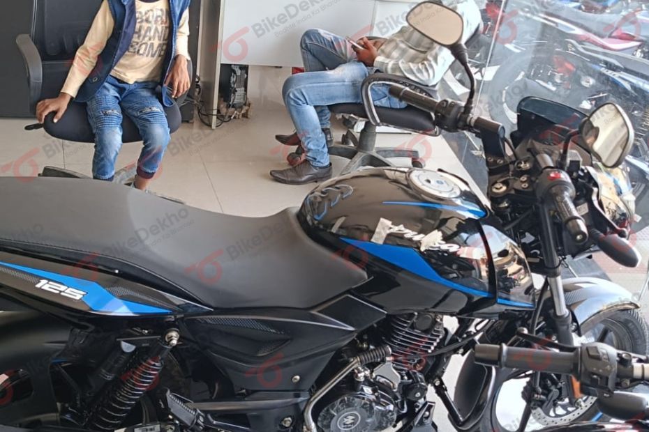 2024 Bajaj Pulsar 125: Top 5 Highlights; Features, Design, Engine ...