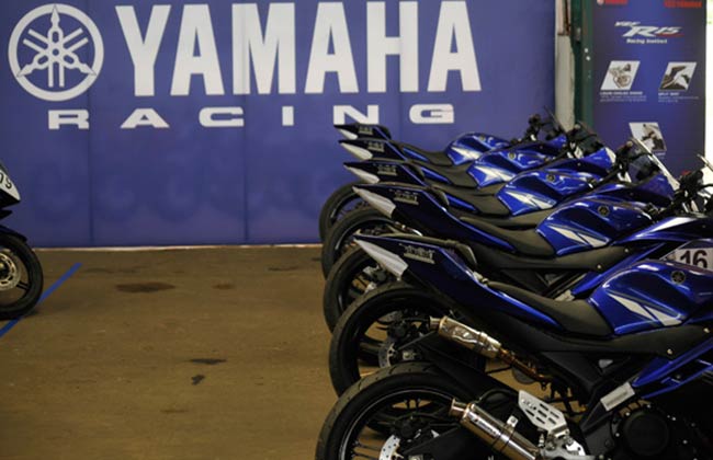 Yamaha YZF R15 One Make Race Round 3 Awaits You at Buddh International ...