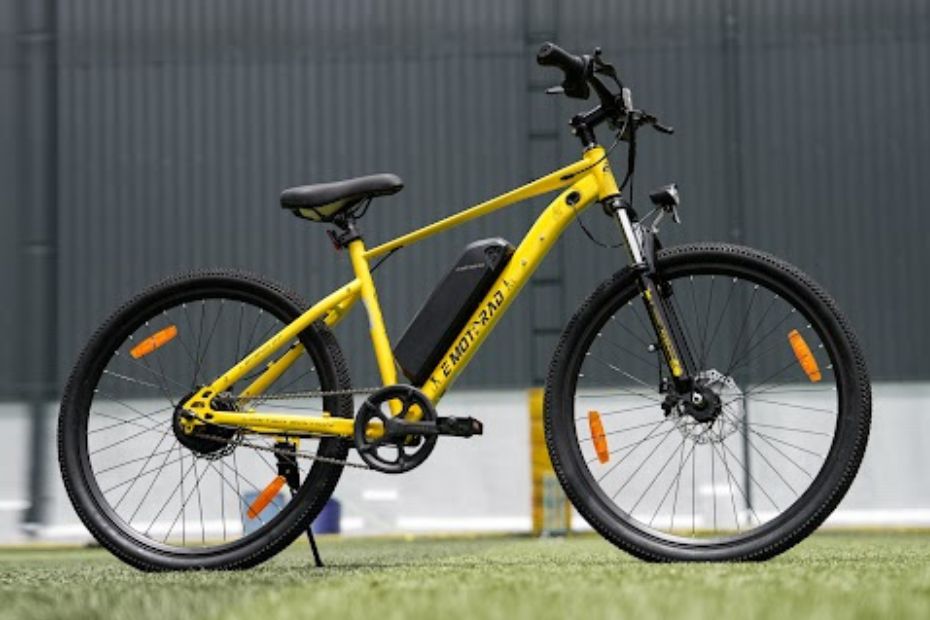 EMotorad Launched The MSD Edition Legend 07 E-Cycle For Dhoni’s ...