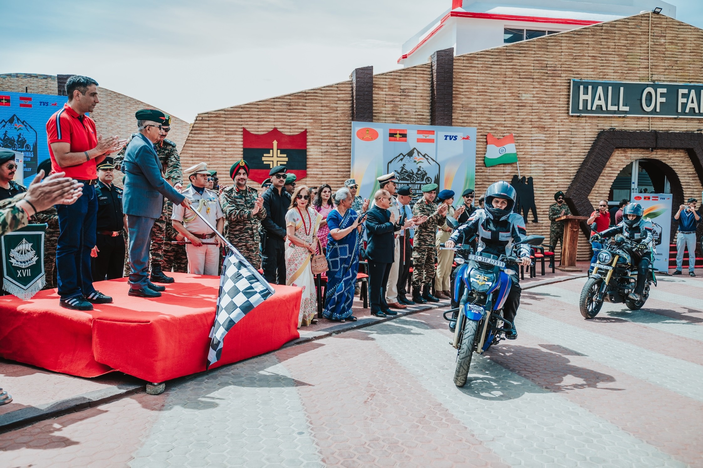 25th Kargil Vijay Diwas: TVS Ronin and TVS Apache RTR 200 4V Women ...