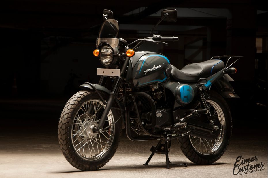 This Modified Bajaj Pulsar 150 Looks Absolutely Stunning | BikeDekho