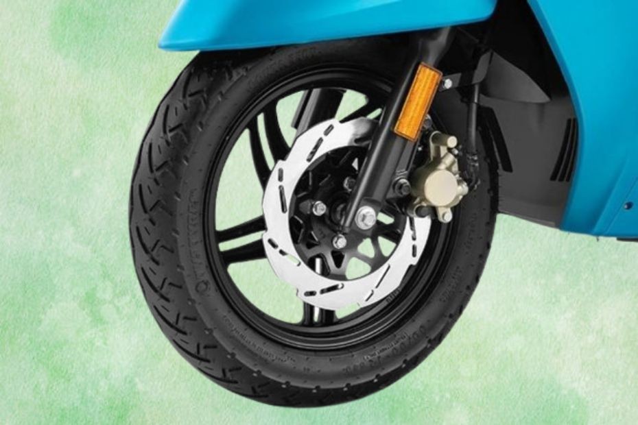 2024 TVS Jupiter 110 Colours Explained: Starlight Blue Gloss, Titanium ...