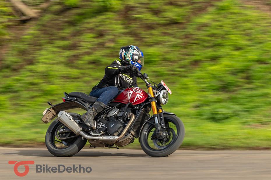 Triumph Speed 400 Price - Images, Colours, Specs & Reviews