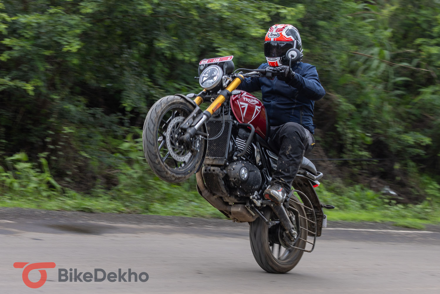 Triumph Speed 400 Price - Images, Colours, Specs & Reviews