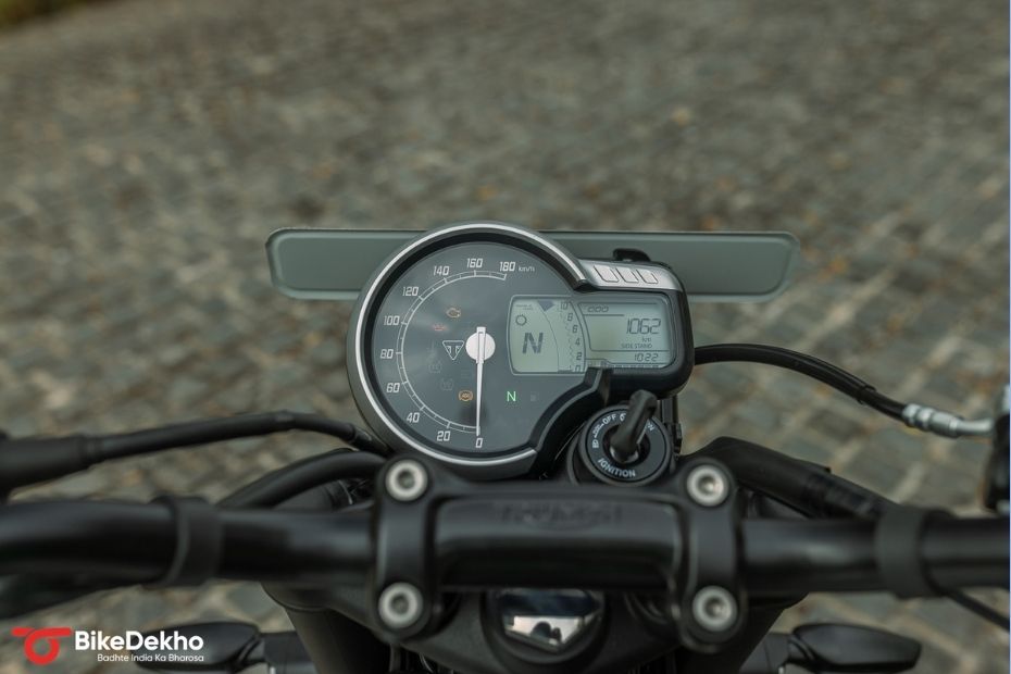 Triumph Speed T4 First Ride Review - A Speed 400 for the city | BikeDekho