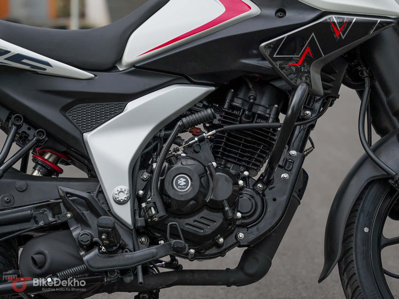 Bajaj Pulsar N125 Price - Images, Colours, Specs & Reviews